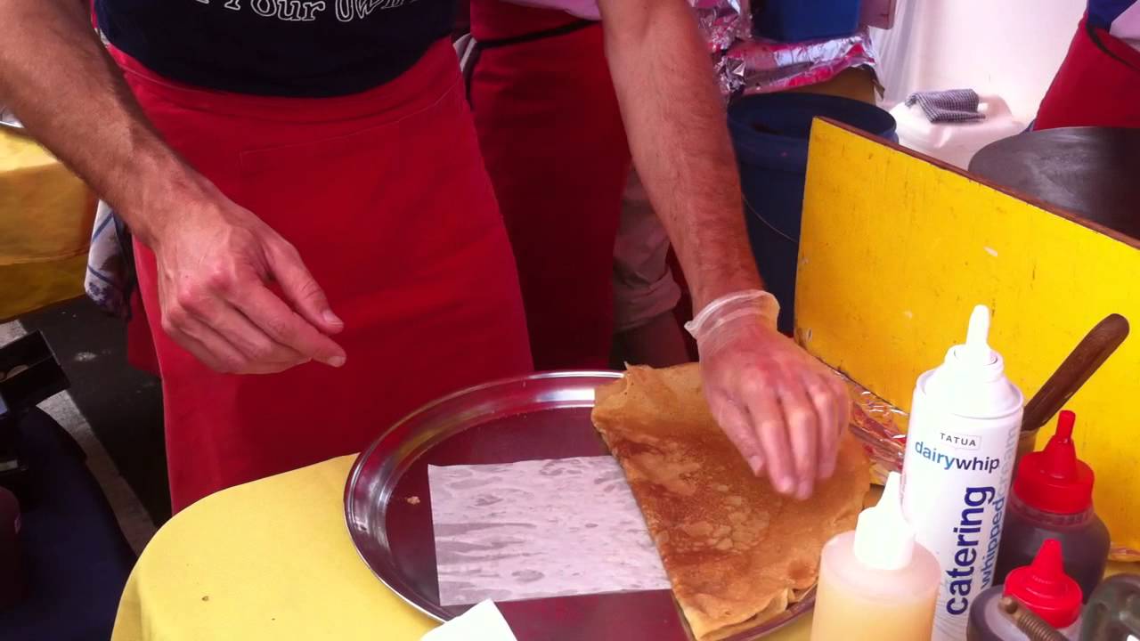 Making crepes - fun in French for kids at Auckland Viaduct - YouTube