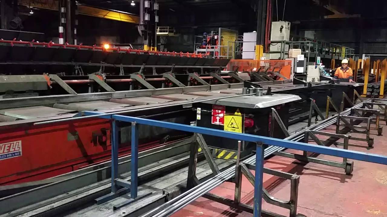 Joggle bar bending - YouTube