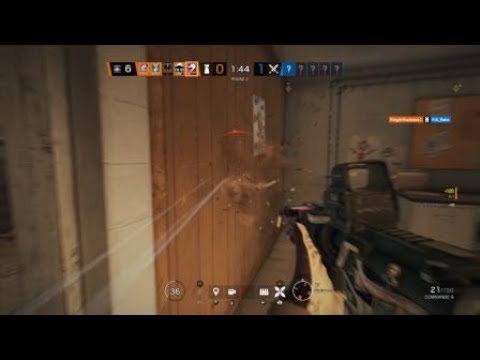 Tom Clancy's Rainbow Six® Siege Mozzy имба с С4 - YouTube
