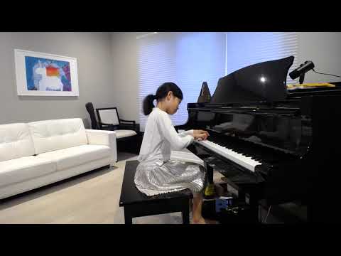 Aria Lee (8 years old) playing Kabalevsky - Sonatina in A minor, op. 27, no. 18