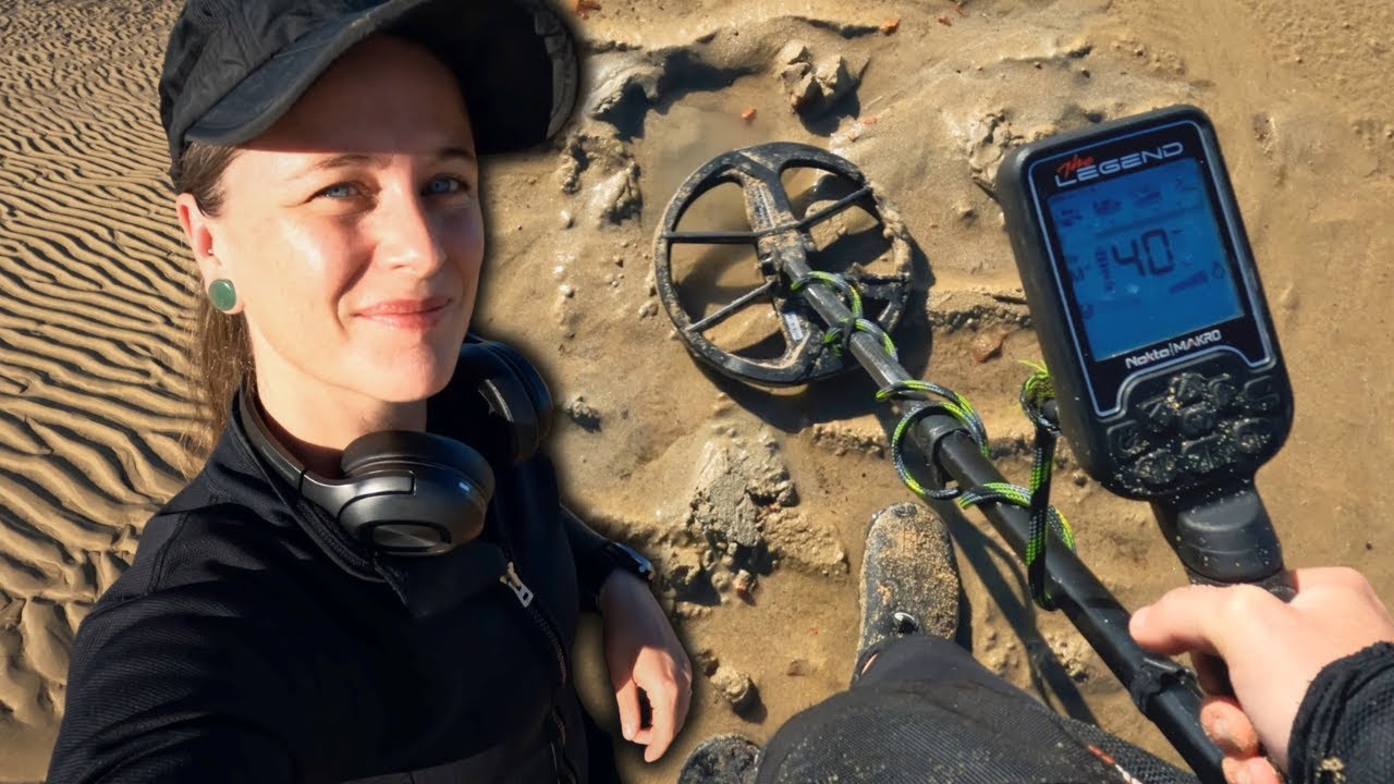 Beach Metal Detecting for Coins, Relics and.. Dinosaurs!? 🦖 - YouTube