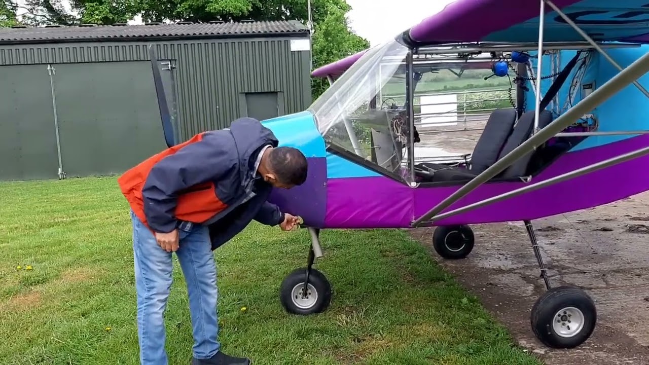 Microlight RANS S6 pre-flight inspections - YouTube