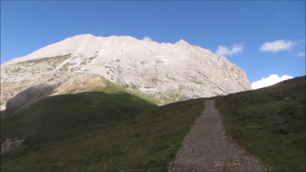 Da Campitello di Fassa al Passo Duron - Sassolungo - YouTube