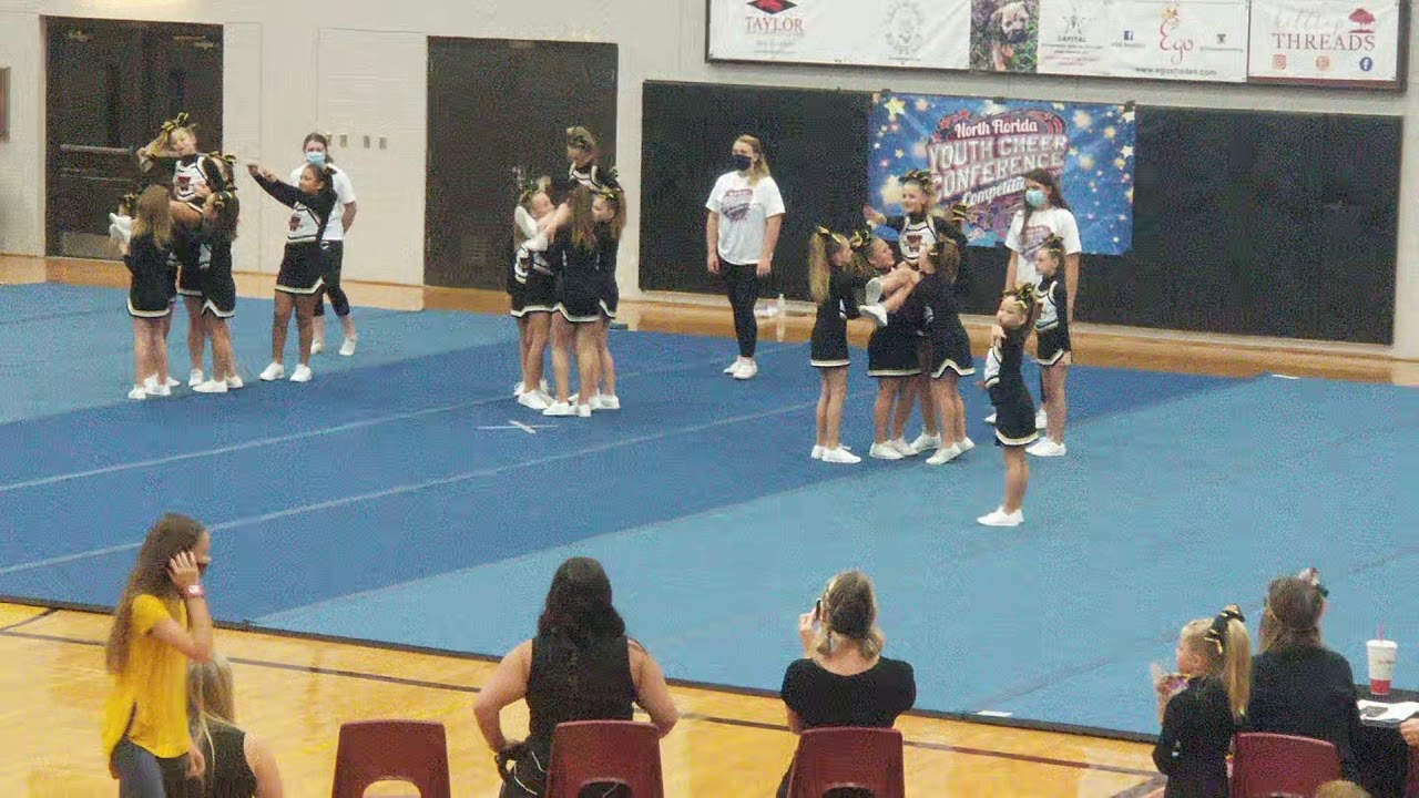 2020 Callahan 12u large cheer - YouTube