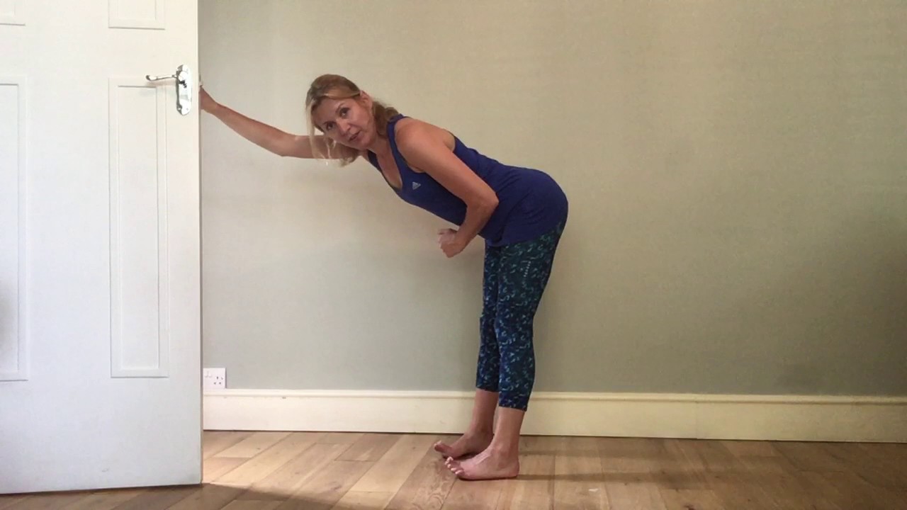 Upper back stretch - The Doorknob Hang - YouTube