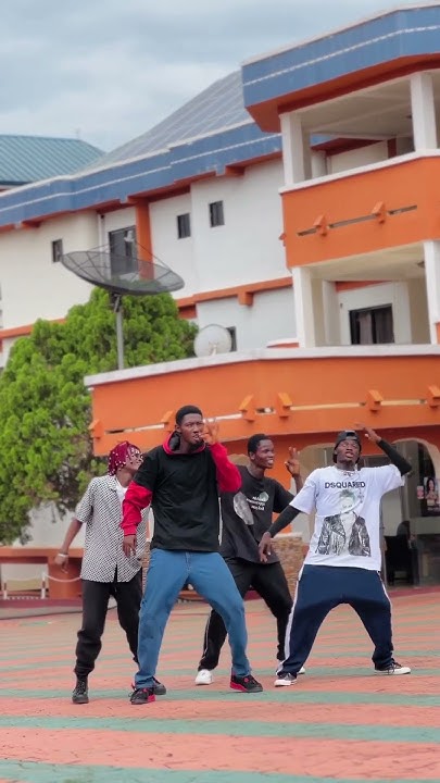 KiDi, Black Sherif - Lomo Lomo (Official Dance Video) - YouTube