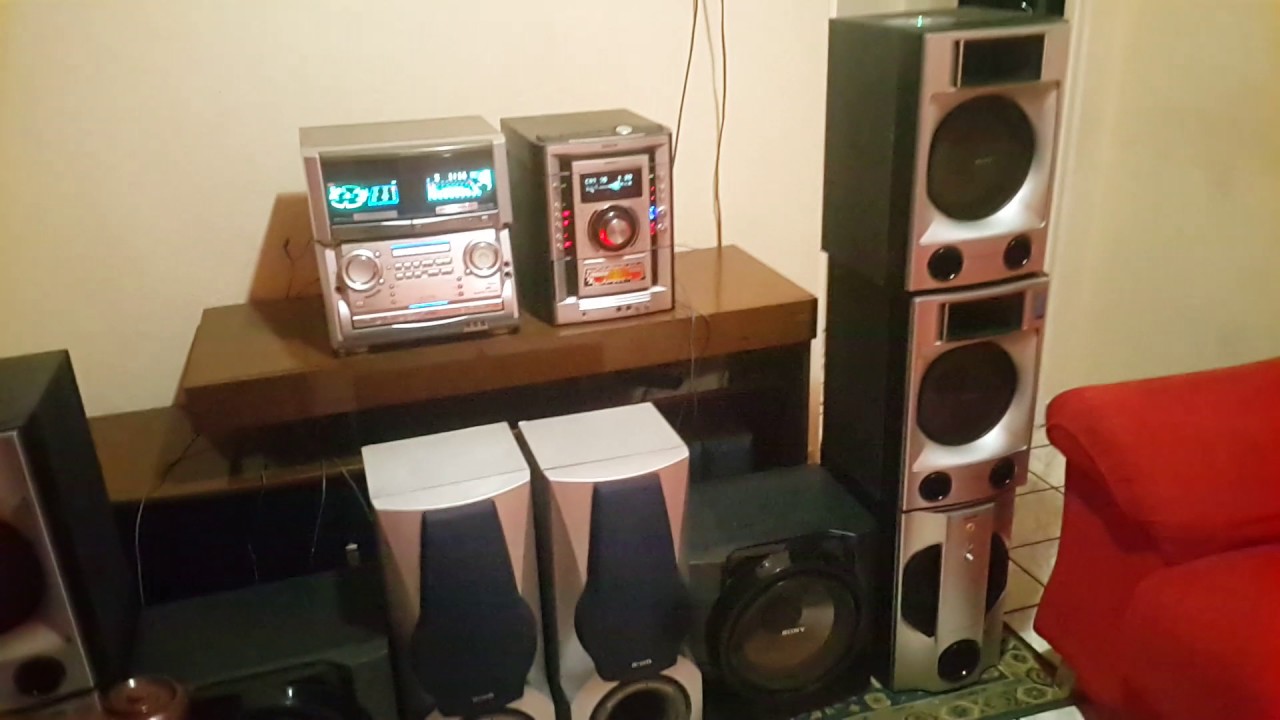 aiwa xh 1060 vs sony gnx 100 - YouTube