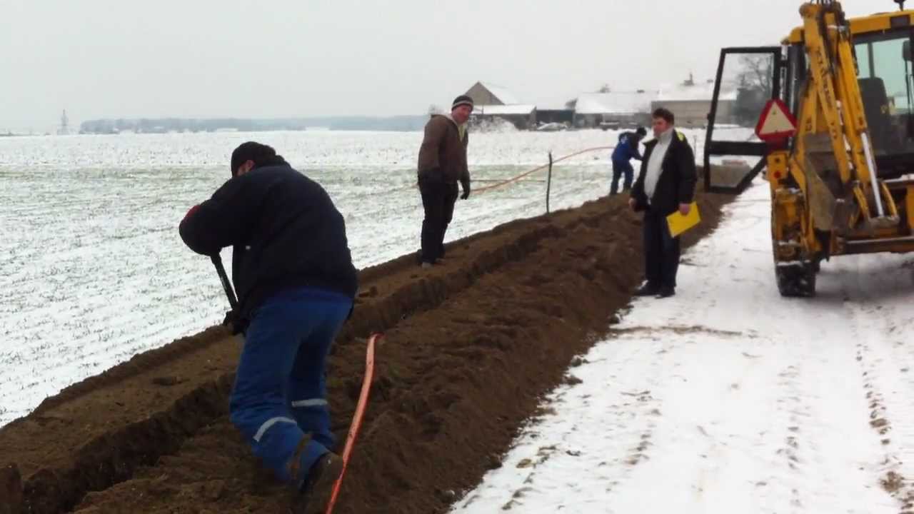 CASE 660 TRENCHER 4 - YouTube