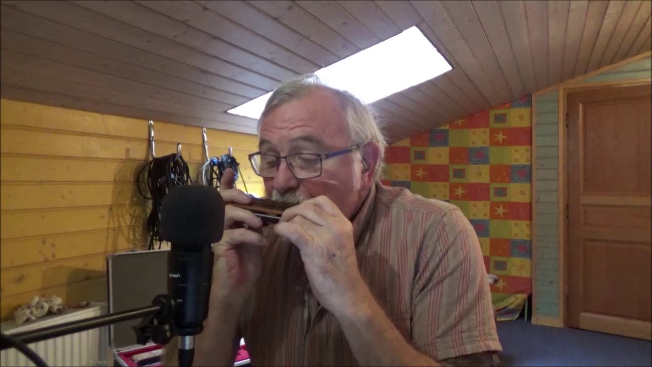 EMMENEZ MOI - Charles Aznavour - - YouTube