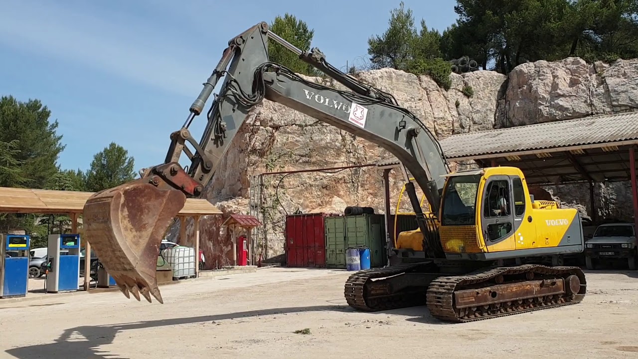 Used 2000 - Volvo EC210LC for sale | Used tracked excavator | equippo ...