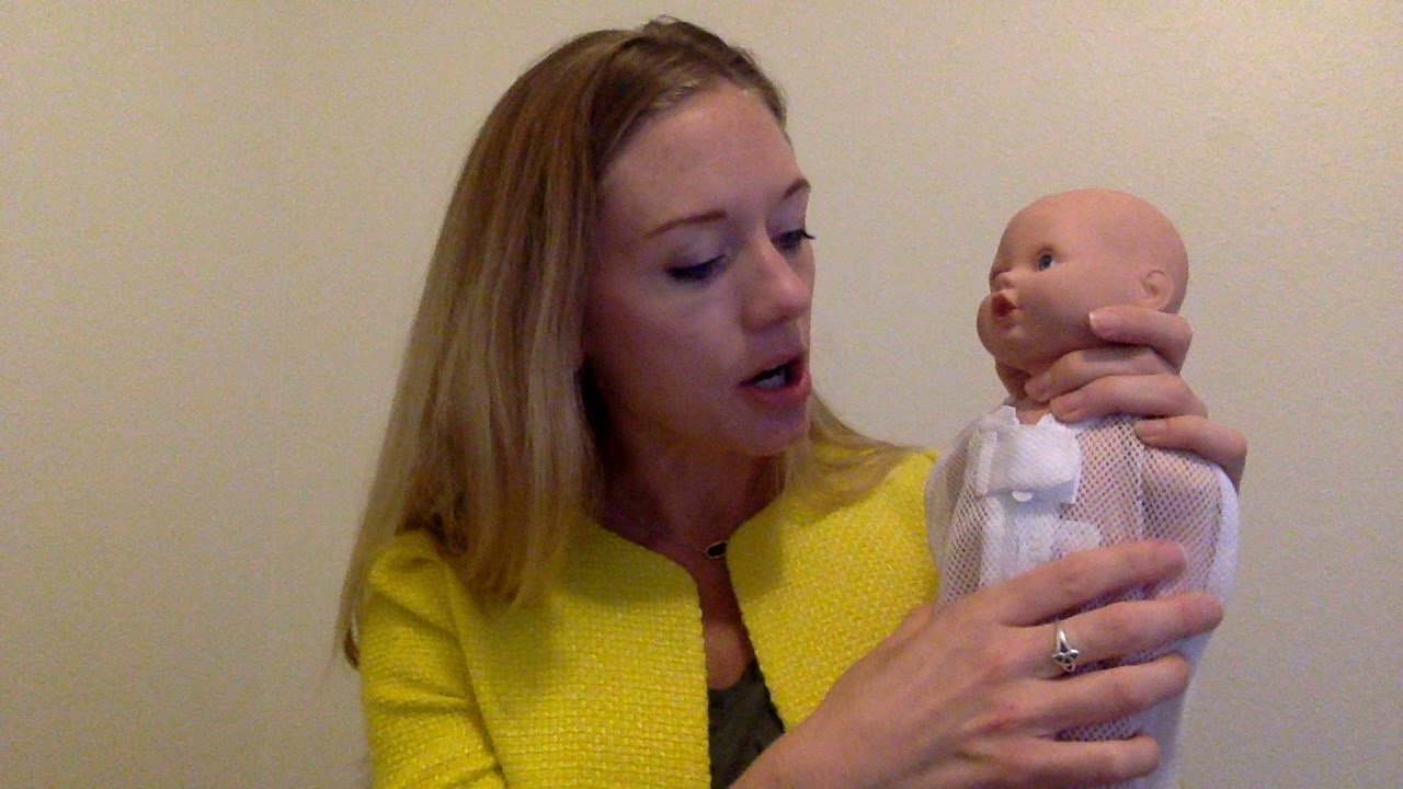 Woombie Bili Pod: successful swaddling for bili babies - YouTube