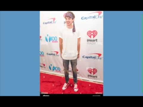 Charlie Puth - I Used To Be Cringe (Official Visualizer)