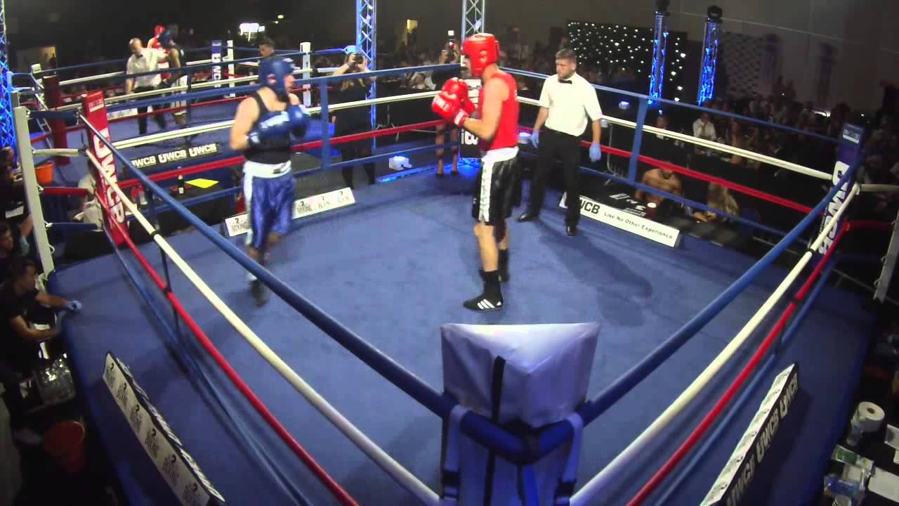 Ultra White Collar Boxing Coventry | Ring 1 | Fight 1 - YouTube