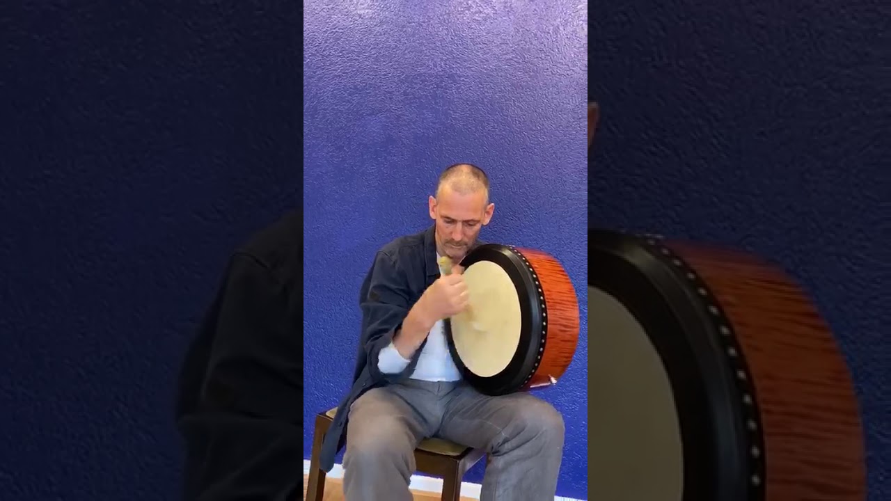 Michael Toye Drummer Fauna-Lingo - YouTube