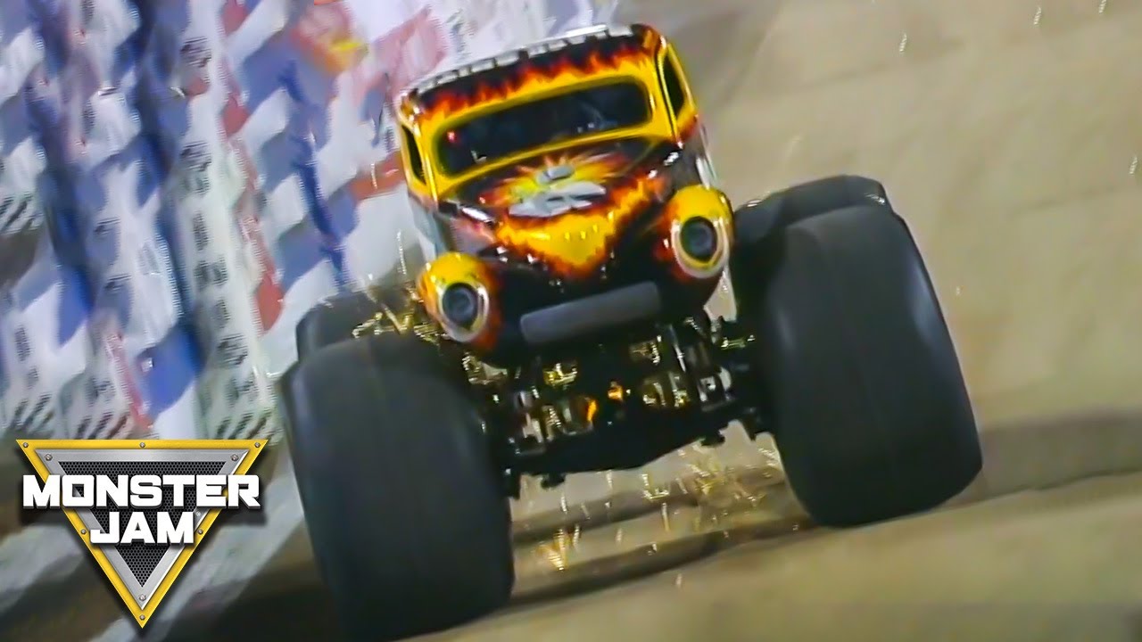 Maximum Destruction vs Blacksmith | World Finals 2004 Racing Semi ...