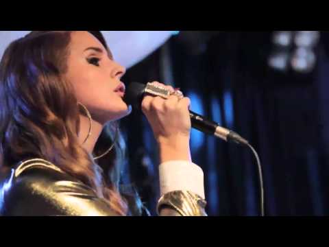 Lana Del Rey performs Blue Jeans live at The Scala Club [Lanaboards.com exclusive]
