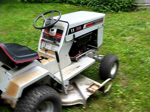 Craftsman LT11/36 Running - YouTube