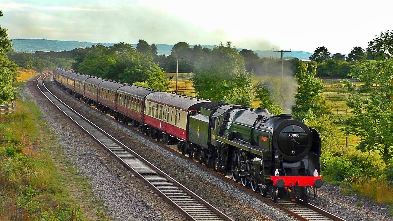 The West Somerset Steam Express with 70000 'Britannia' & 3850 ...