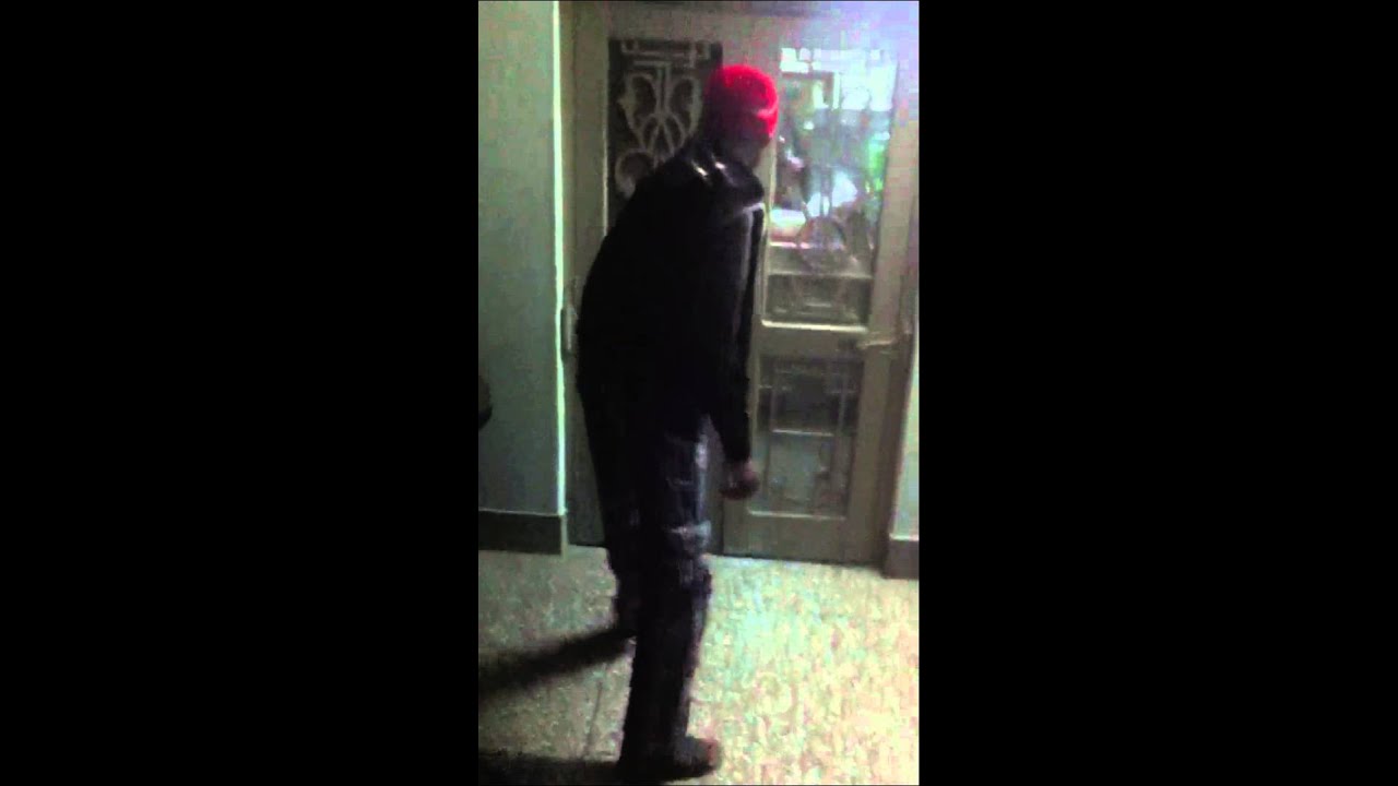 how to open a door without hands - YouTube