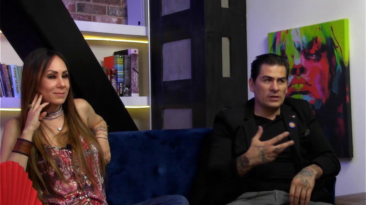 De Locas Enamoradas con Paco Chintro - YouTube