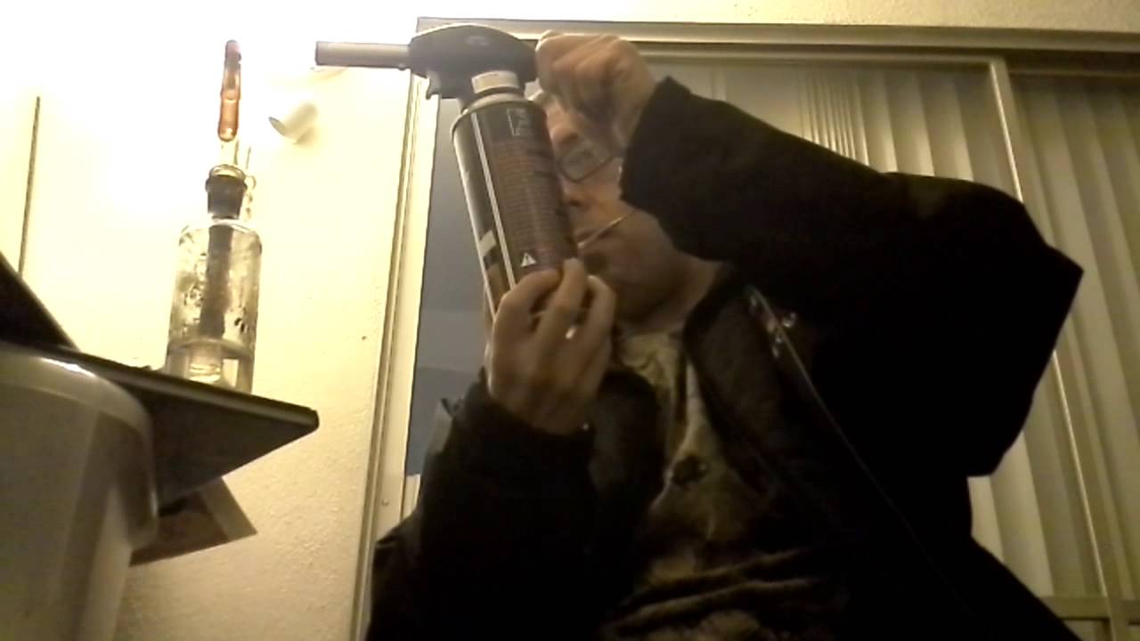Me, Sour Diesel hash oil and Molecule oil rig - YouTube