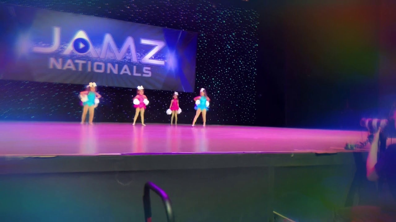 Firebaugh Falcon Cheer MM Las Vegas 2020 - YouTube