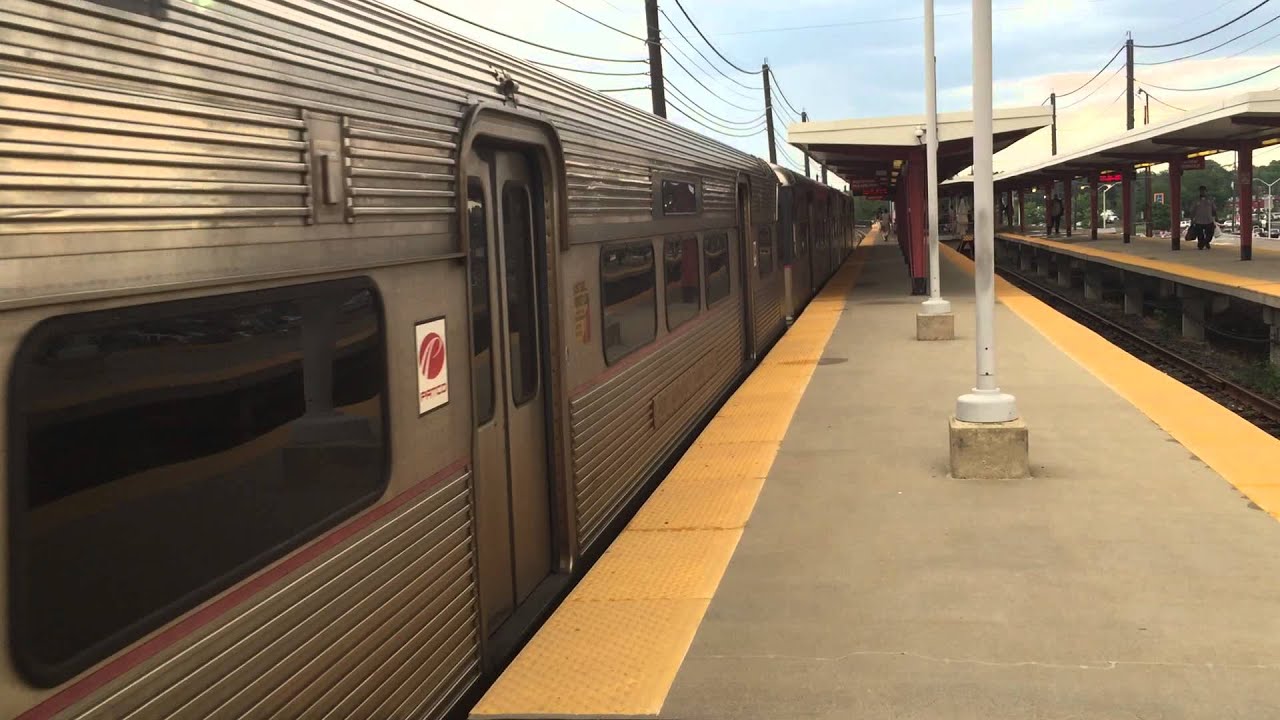 PATCO High Speed Line: Philadelphia Local Train Departing Ferry Ave ...