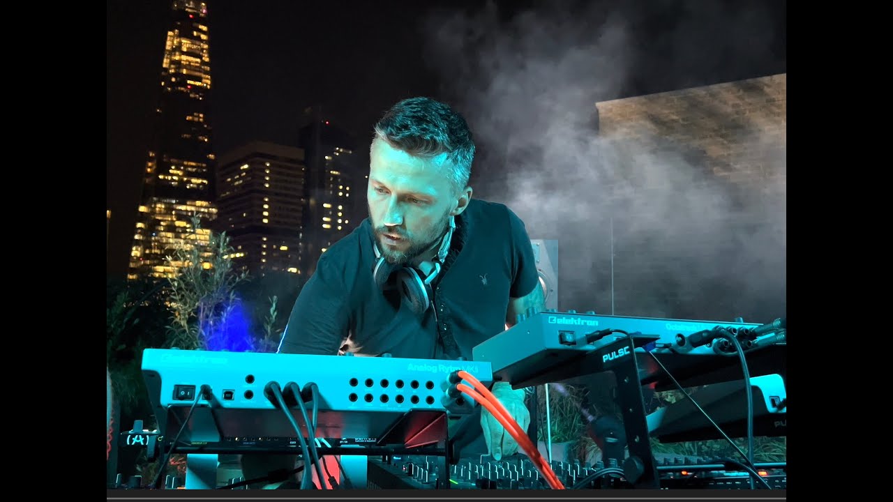 Arthur Keen Live - YouTube