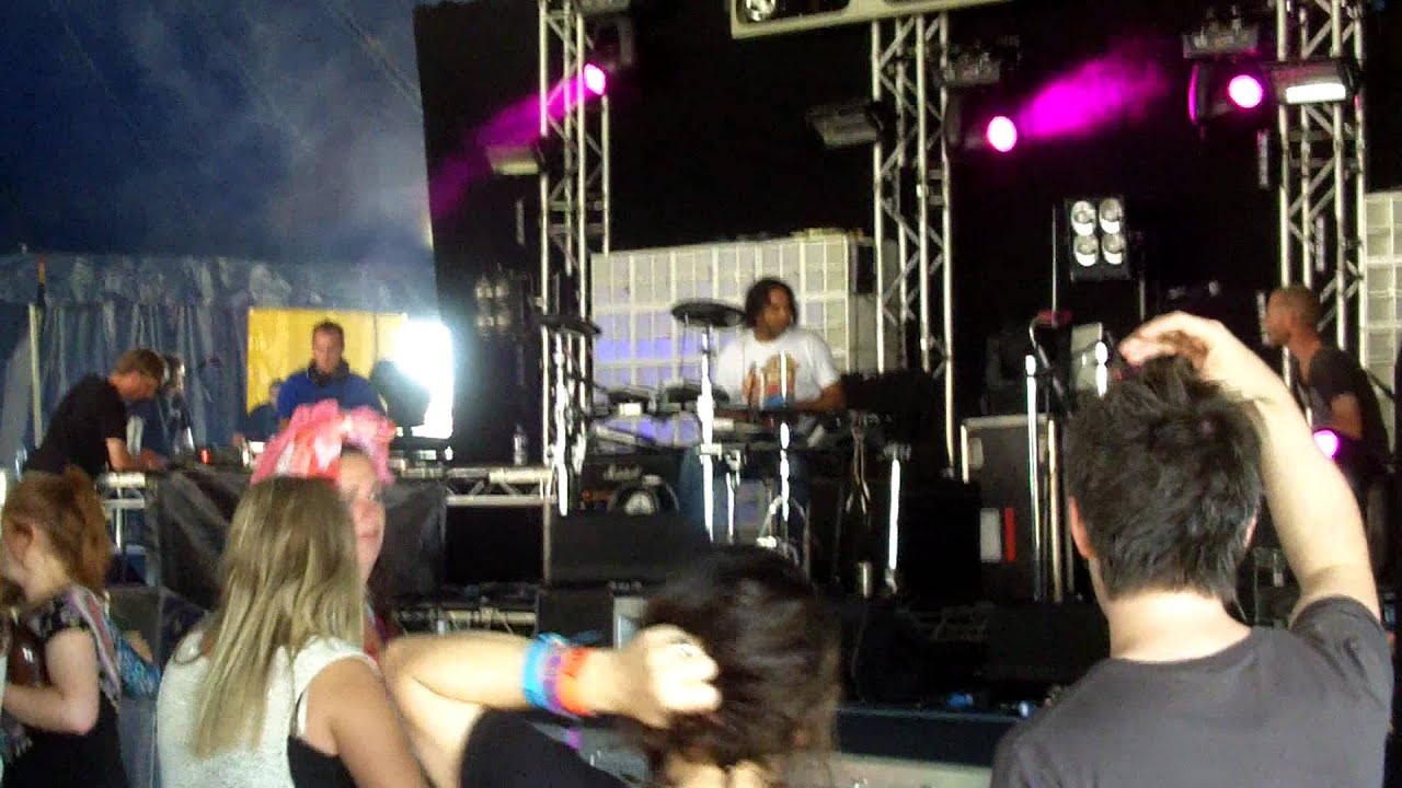 Subgiant @ Bestival 2012 - YouTube