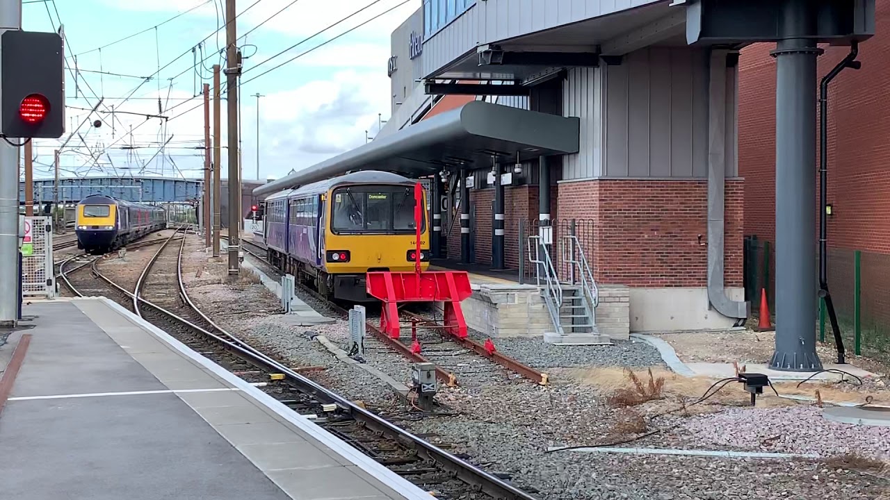 FGWR HST Power Cars 43020+43010 At Doncaster On Loan To Hull Train From ...