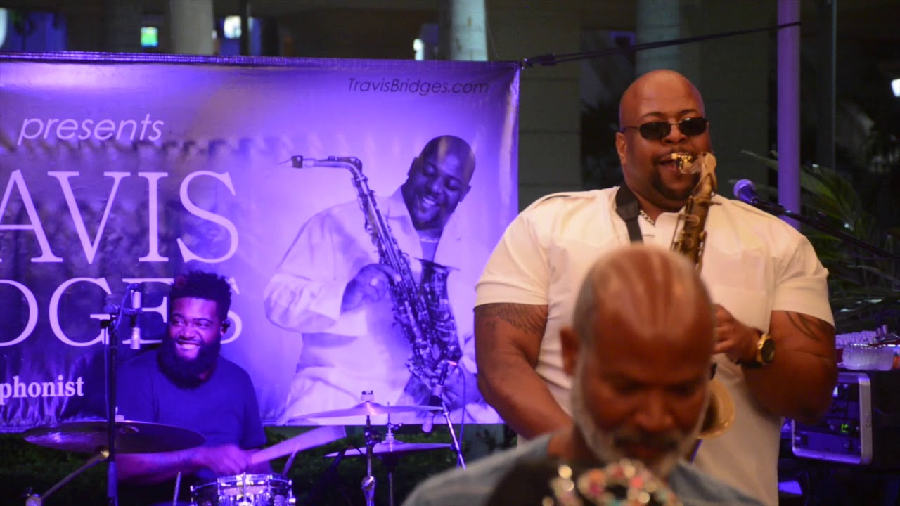 Travis Bridges Live W/band - YouTube