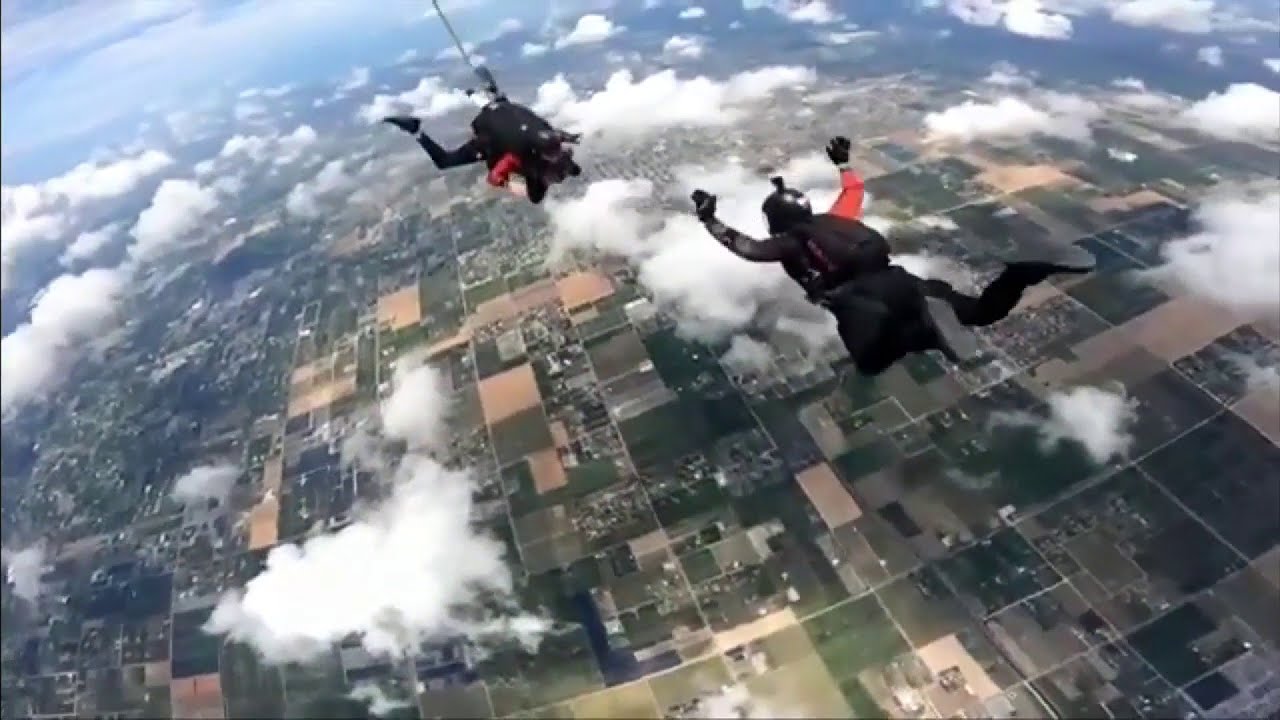 Local 10’s Alexis Frazier takes to the skies ahead of Air & Sea Show ...