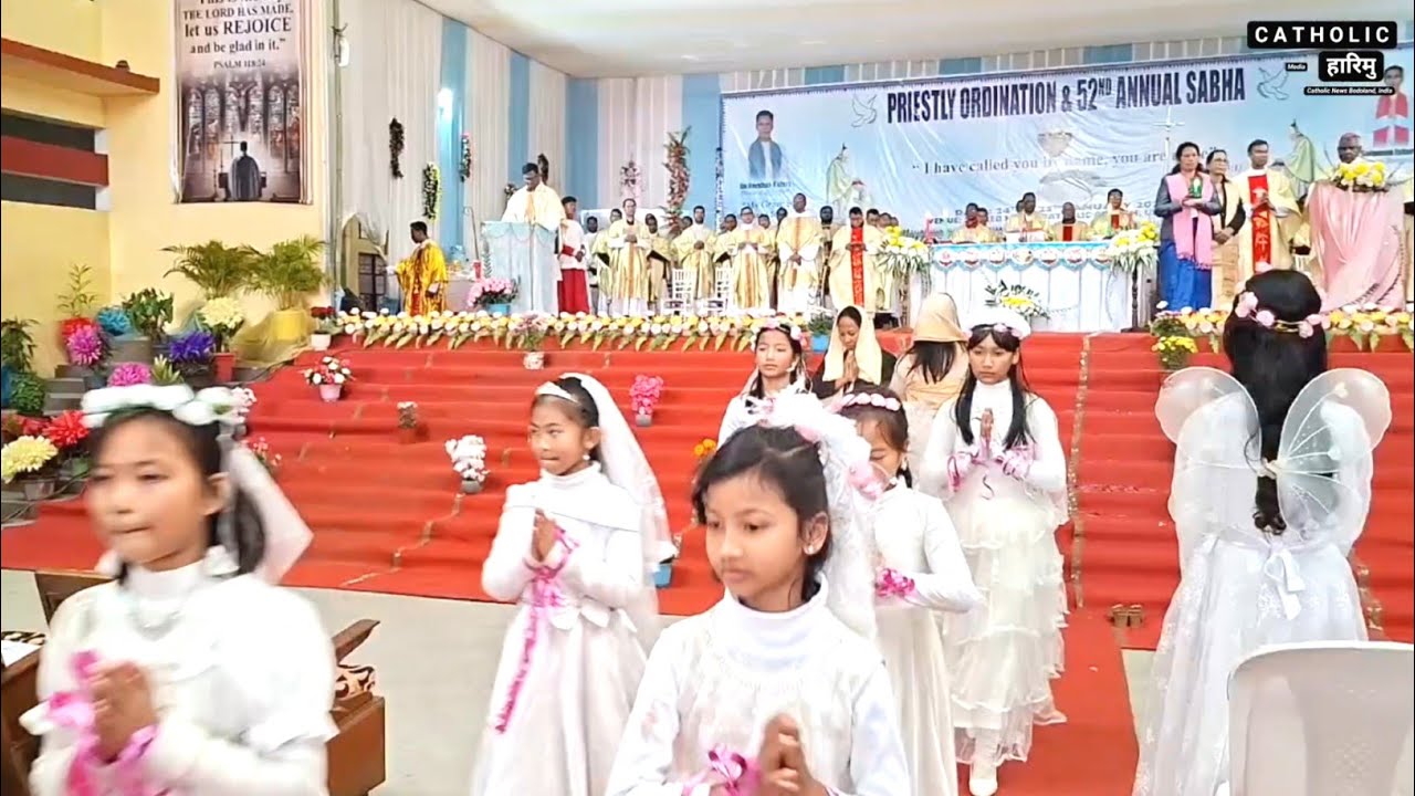 Dance procession for the Holy Bible reading || Udalguri Parish 52nd ...