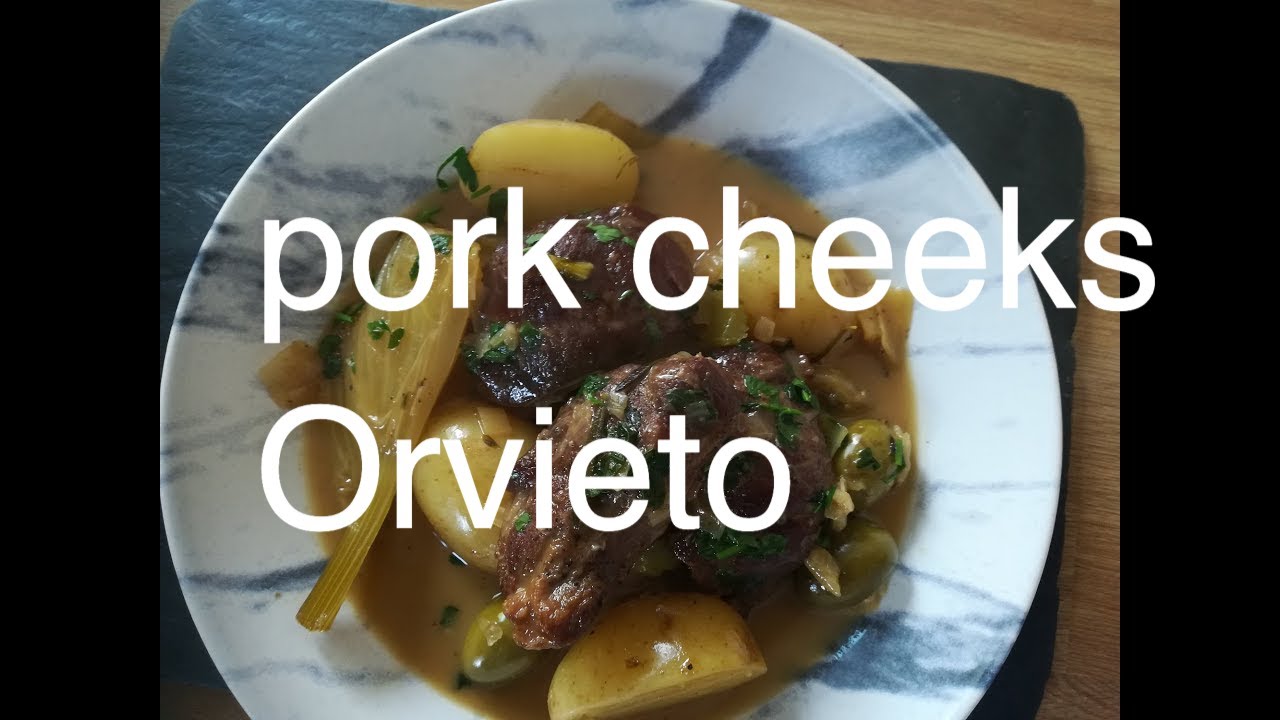 How to make Pork cheeks Orvieto, a classic Italian recipe with fennel ...