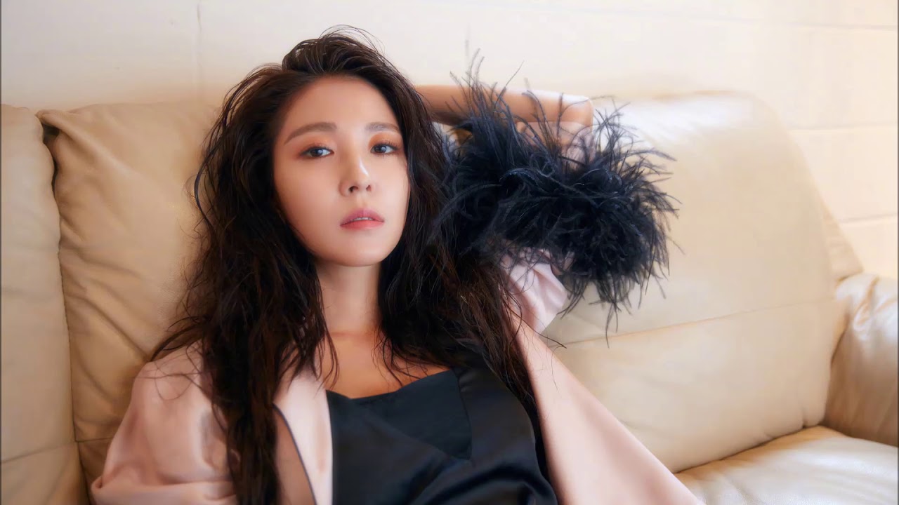 [AUDIO] BoA(보아) ONE SHOT, TWO SHOT - YouTube