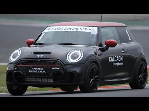 MARIO GROSSI CORSO GUIDA SPORTIVA VALLELUNGA - YouTube