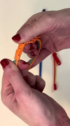 Fidget Zip Bracelets #sensory #fidget - YouTube