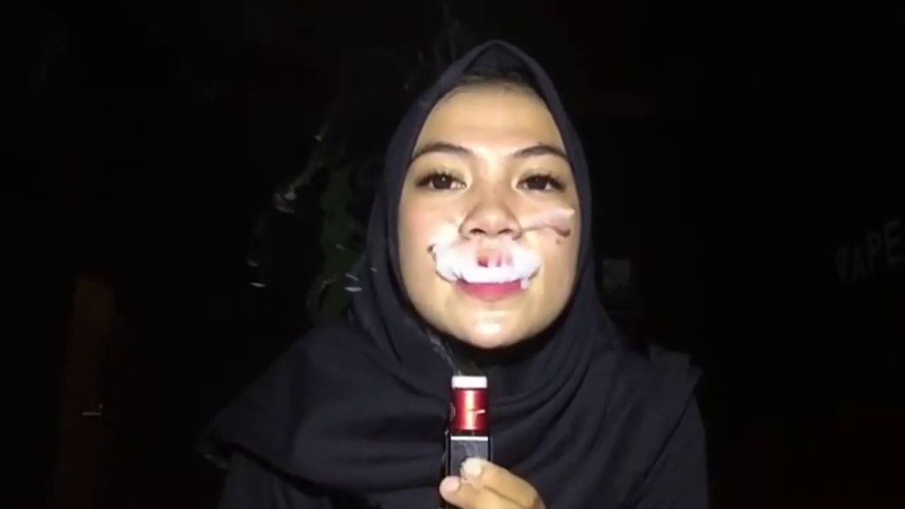 Hijab Vapor Trick Vape | Trik Vape Cewek Jilbab - YouTube