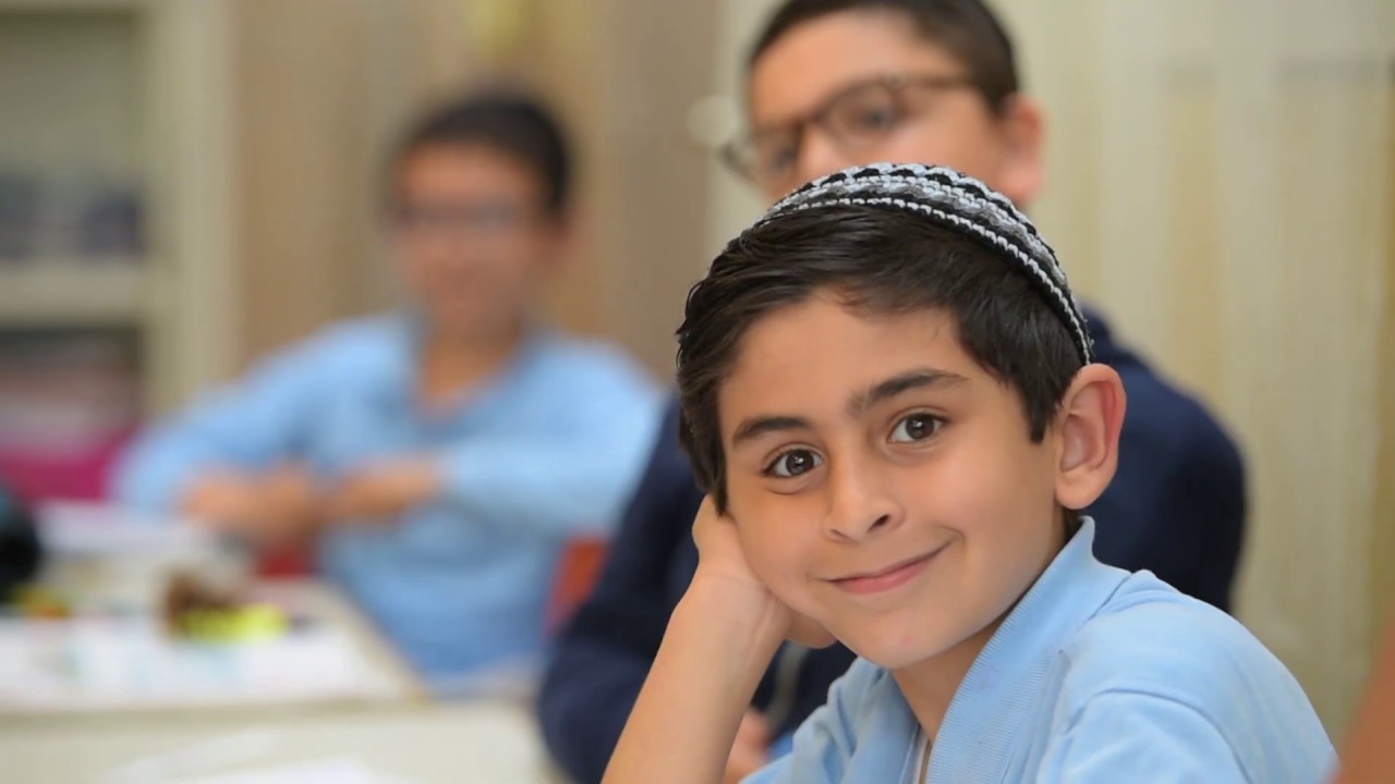 Ecole Tsohar | Créteil - YouTube