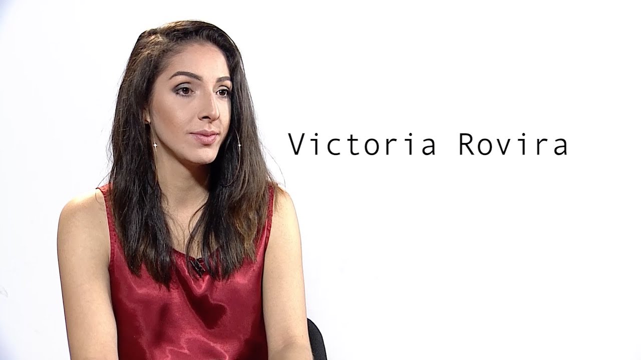 VOCES: Victoria Rovira - YouTube