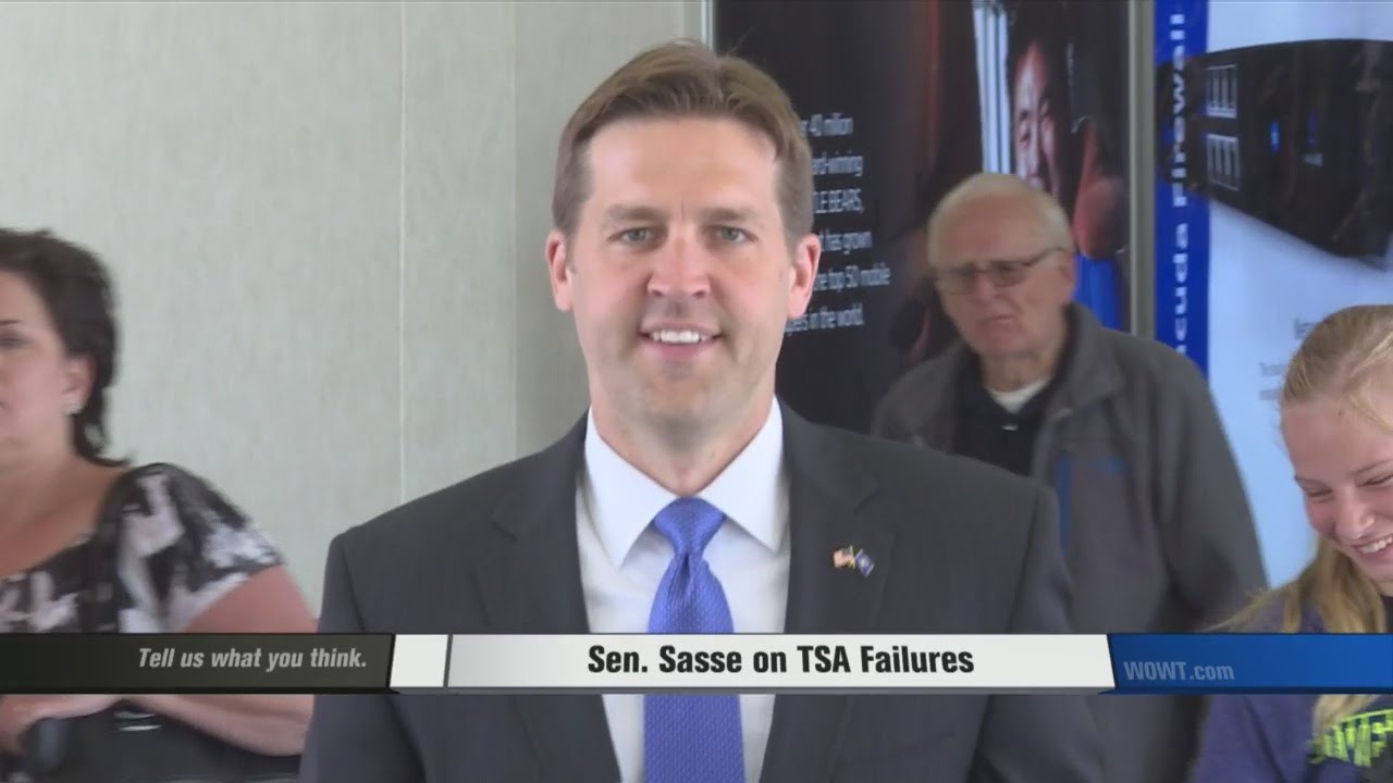 Senator Sasse on TSA Problems - YouTube
