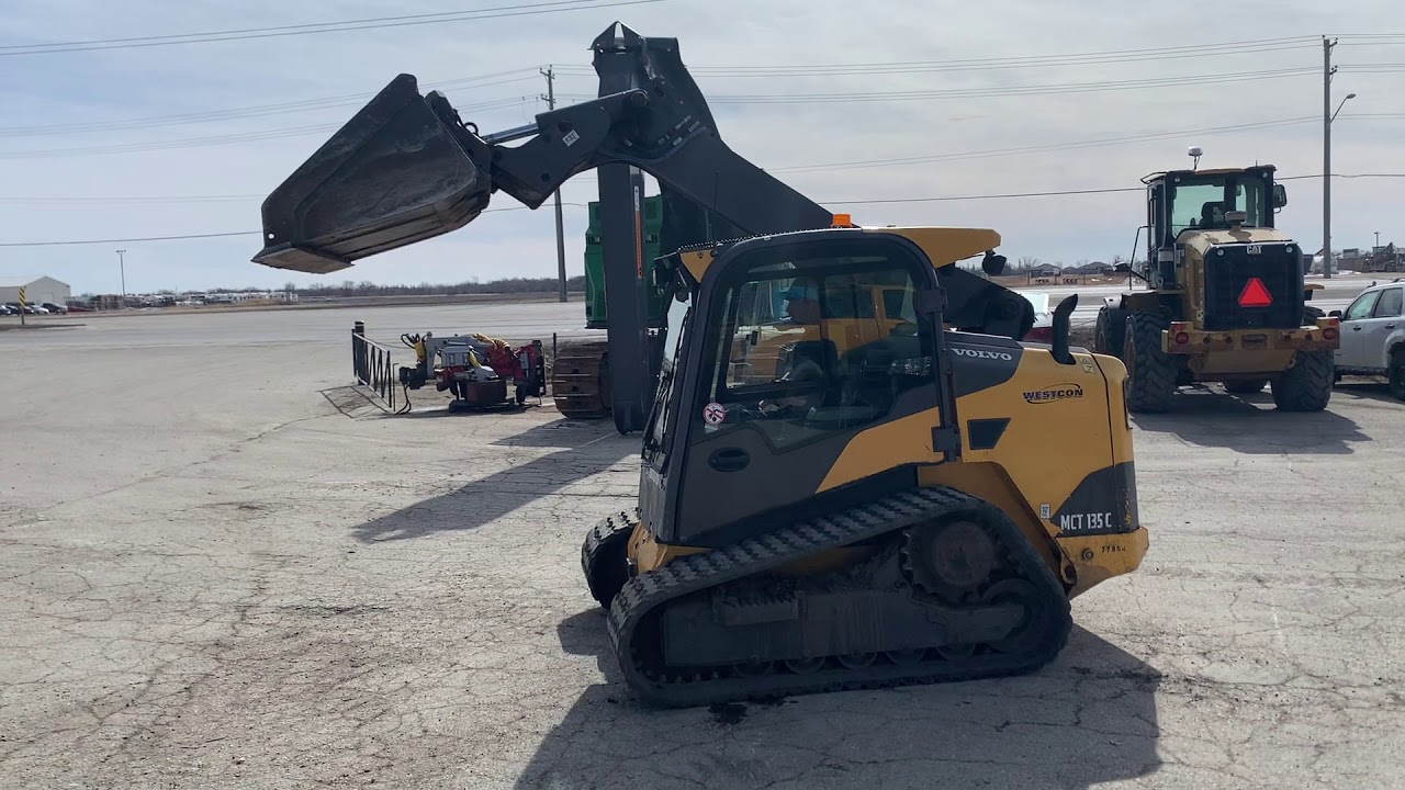 2014 Volvo MCT 135C Skidsteer - YouTube