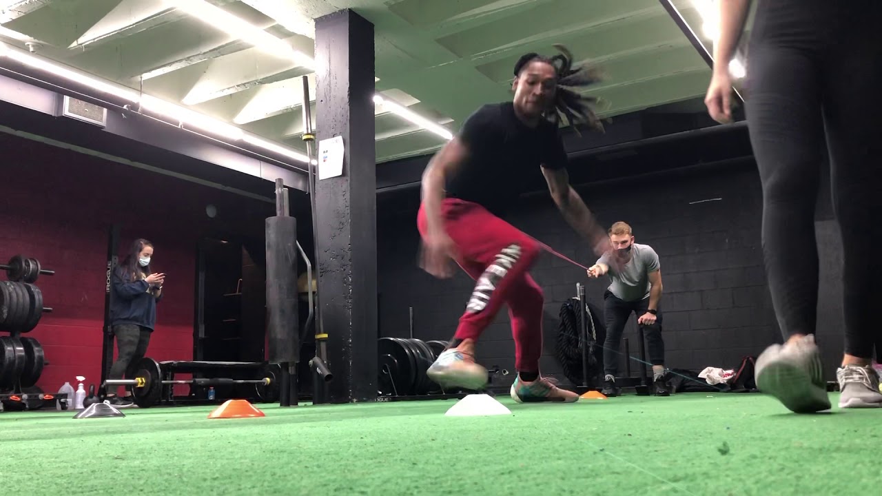 Resisted/assisted reactive lateral shuffle - YouTube