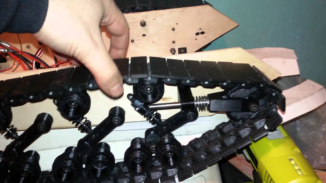 Track tensioner system for TS1 tank - YouTube