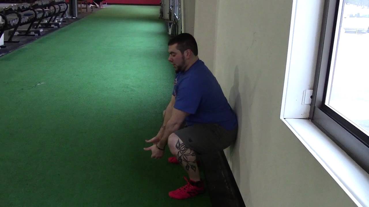 EricCressey.com: Wall Assisted Deep Squat Lower Trap Raise - YouTube