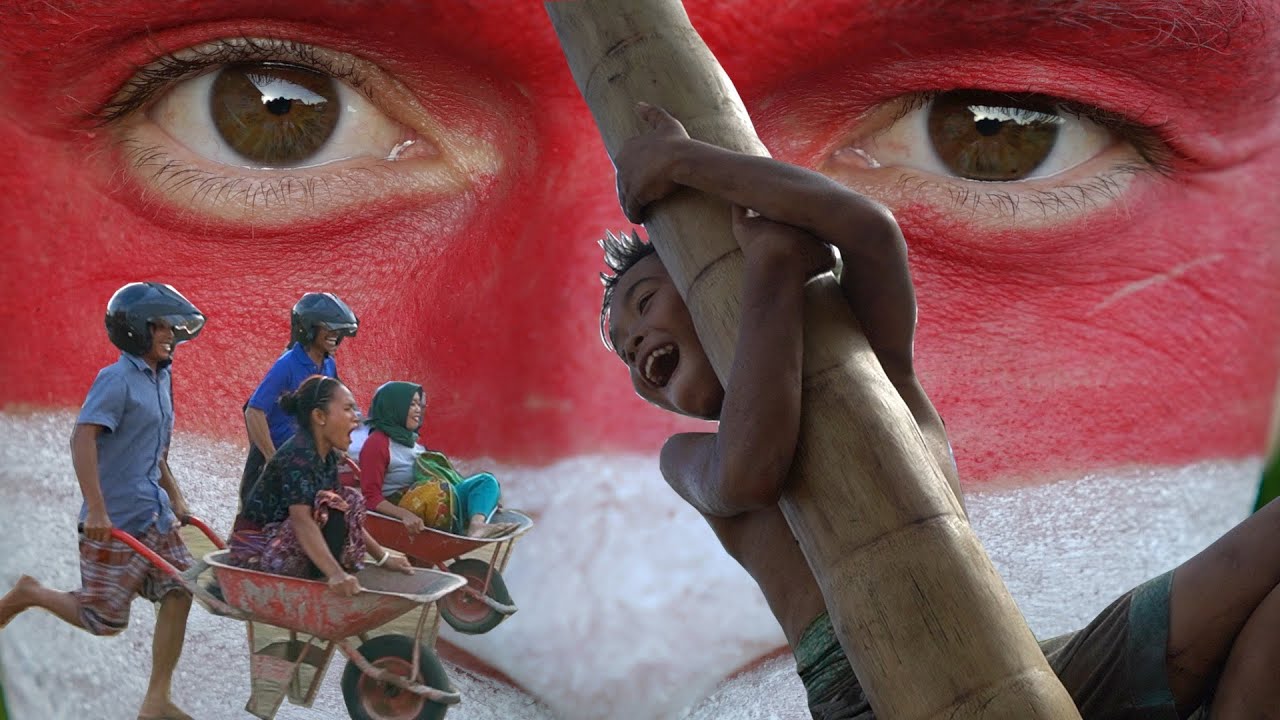 ORANG ASING(Bule) LOMBA DIHARI KEMERDEKAAN INDONESIA! - YouTube