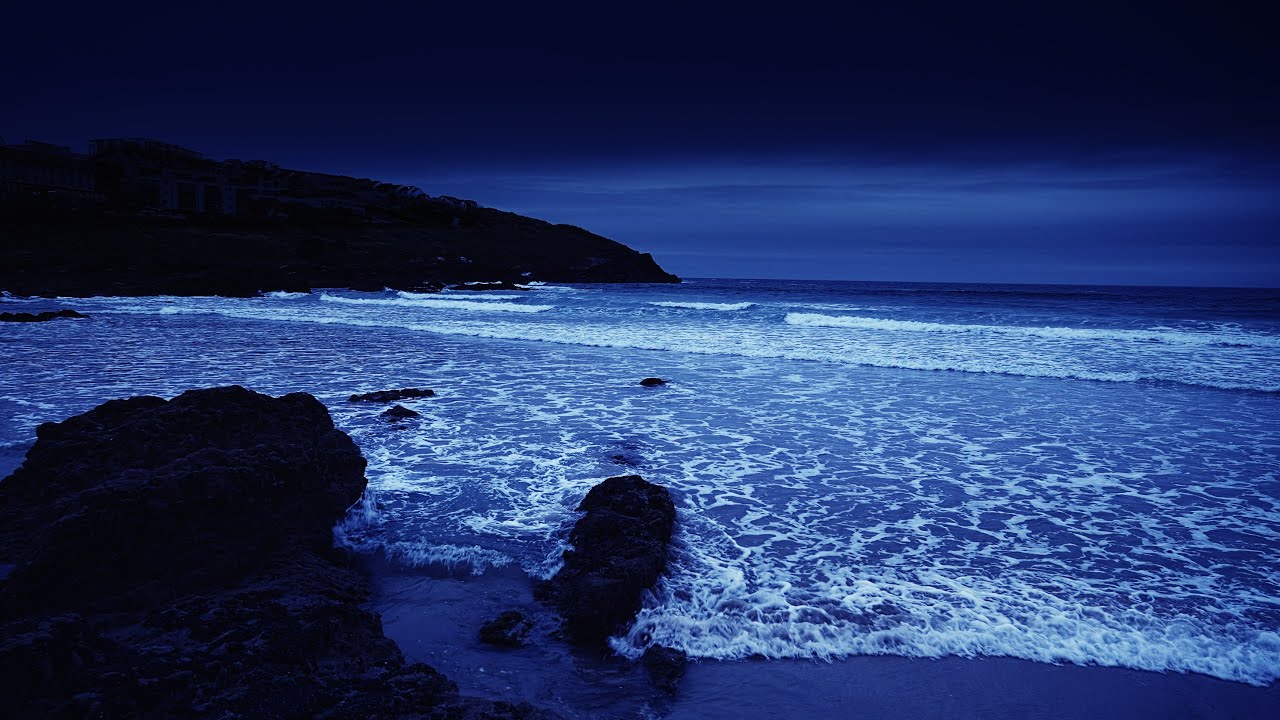 4K Midnight Ocean Ambience - 3 Hours of Soothing Rolling Waves for ...
