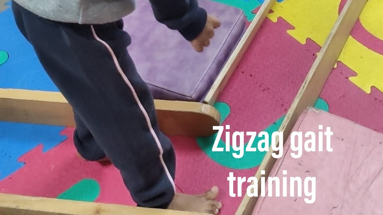 Zigzag gait training - YouTube