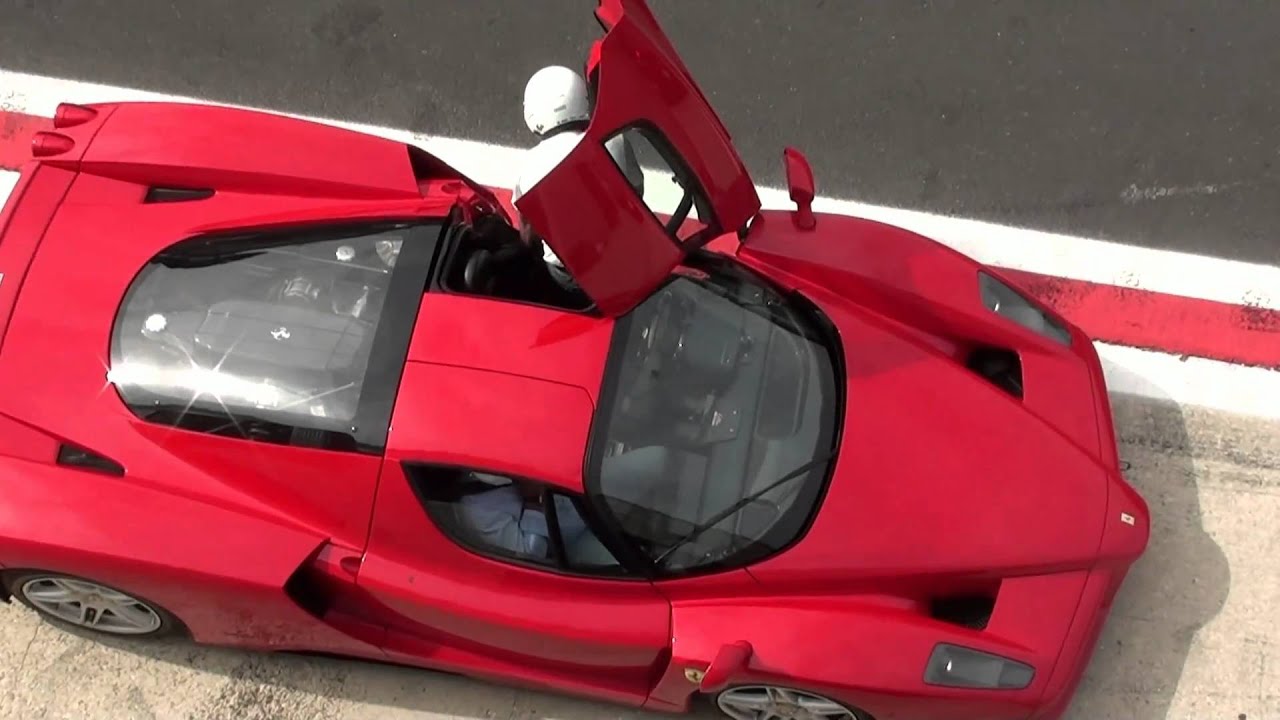 Ferrari Enzo on Track - BRUTAL Sounds in Tunnel, Revving, Start up ...