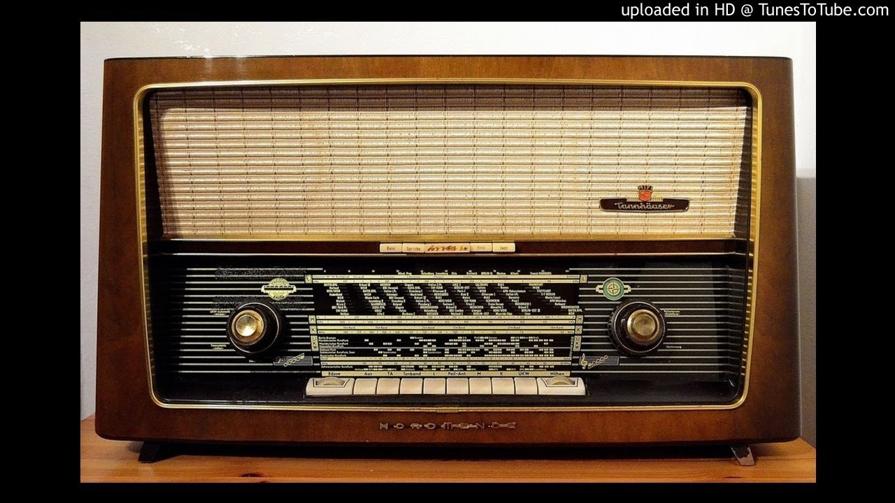 Layavinyasam in Idakka ( Idakka is the traditionla temple musical ...